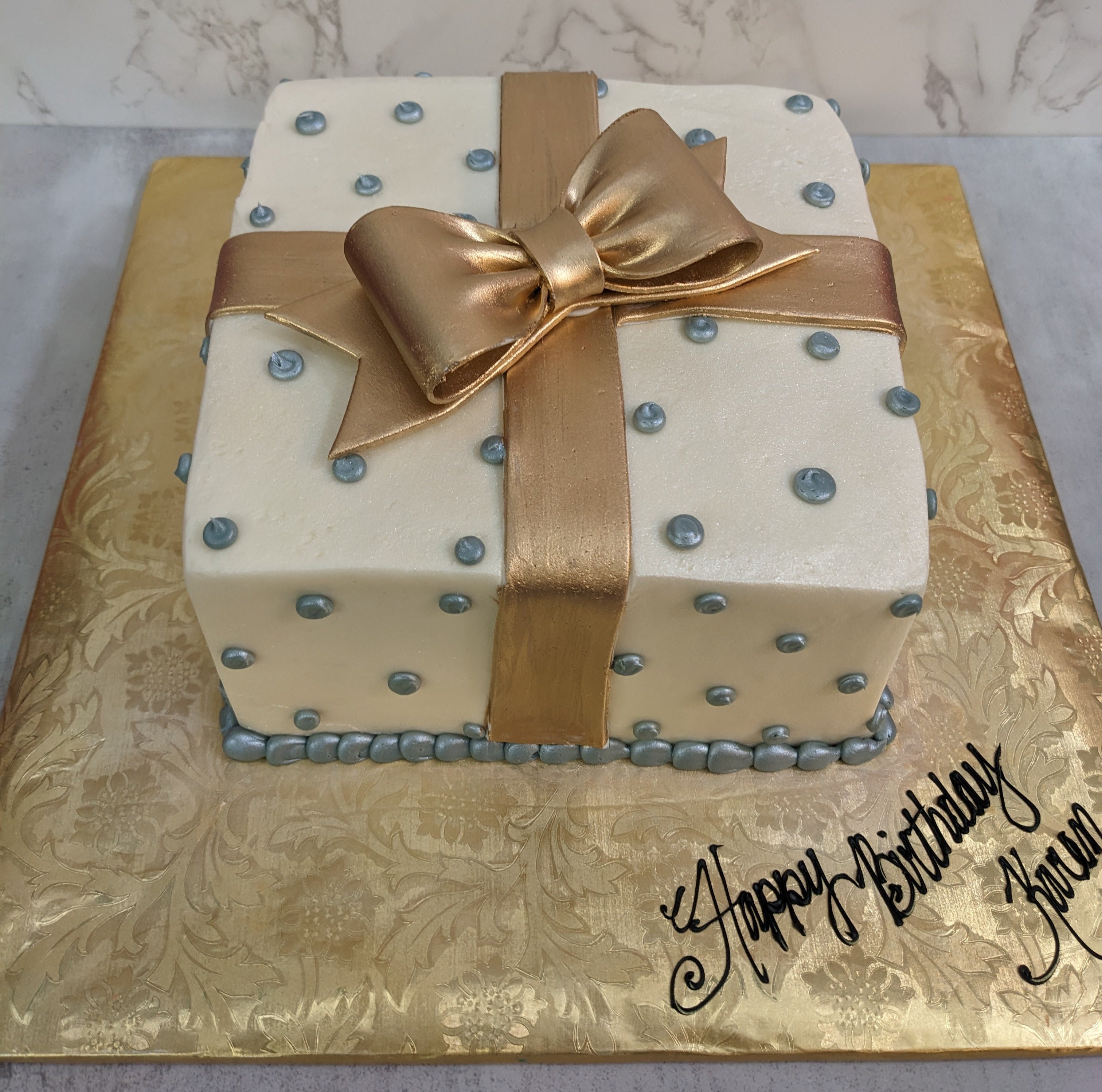 Golden Gift (Squared) – Clay's Bakery