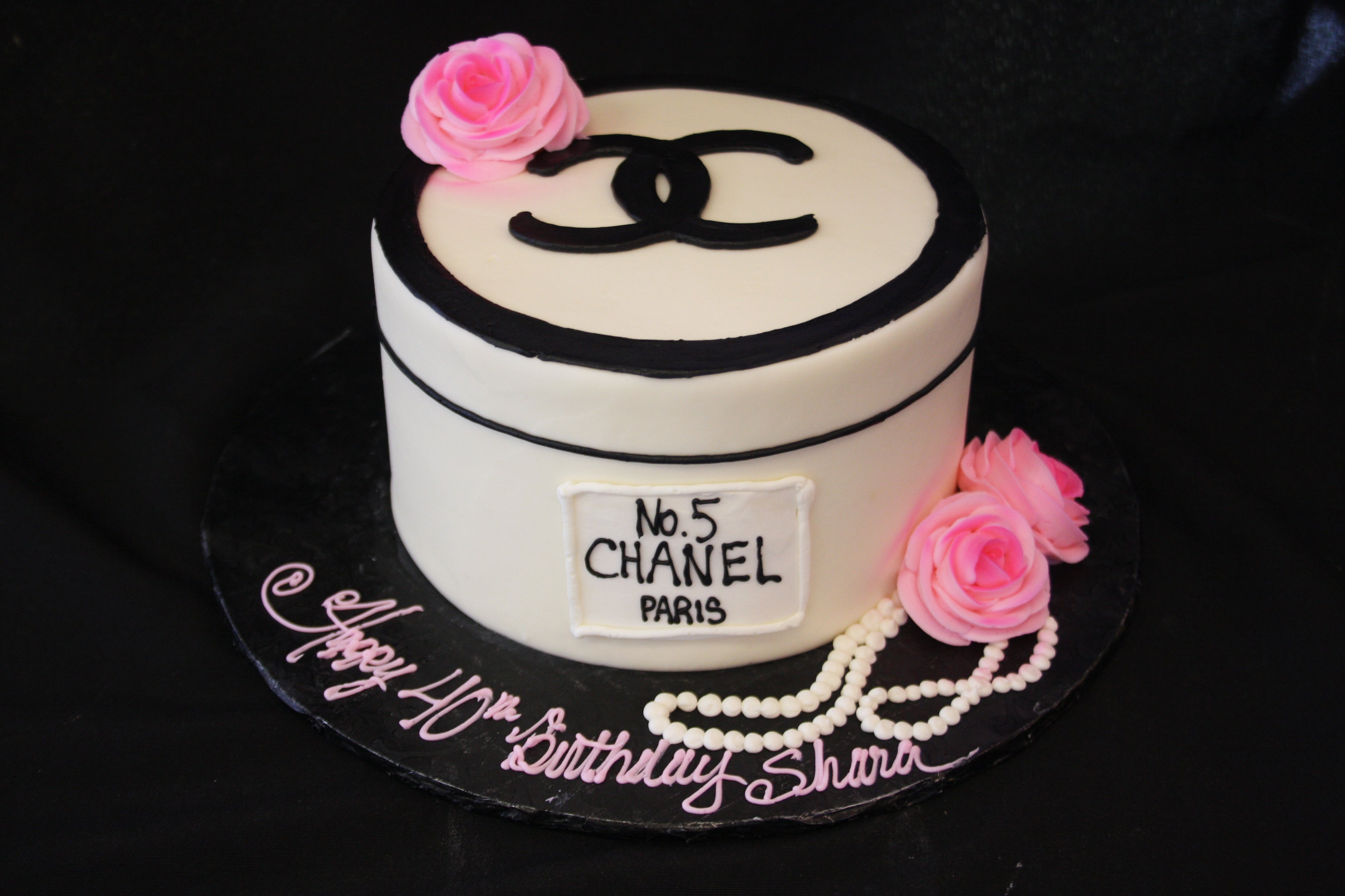 Chanel with Pearls – Clay's Bakery