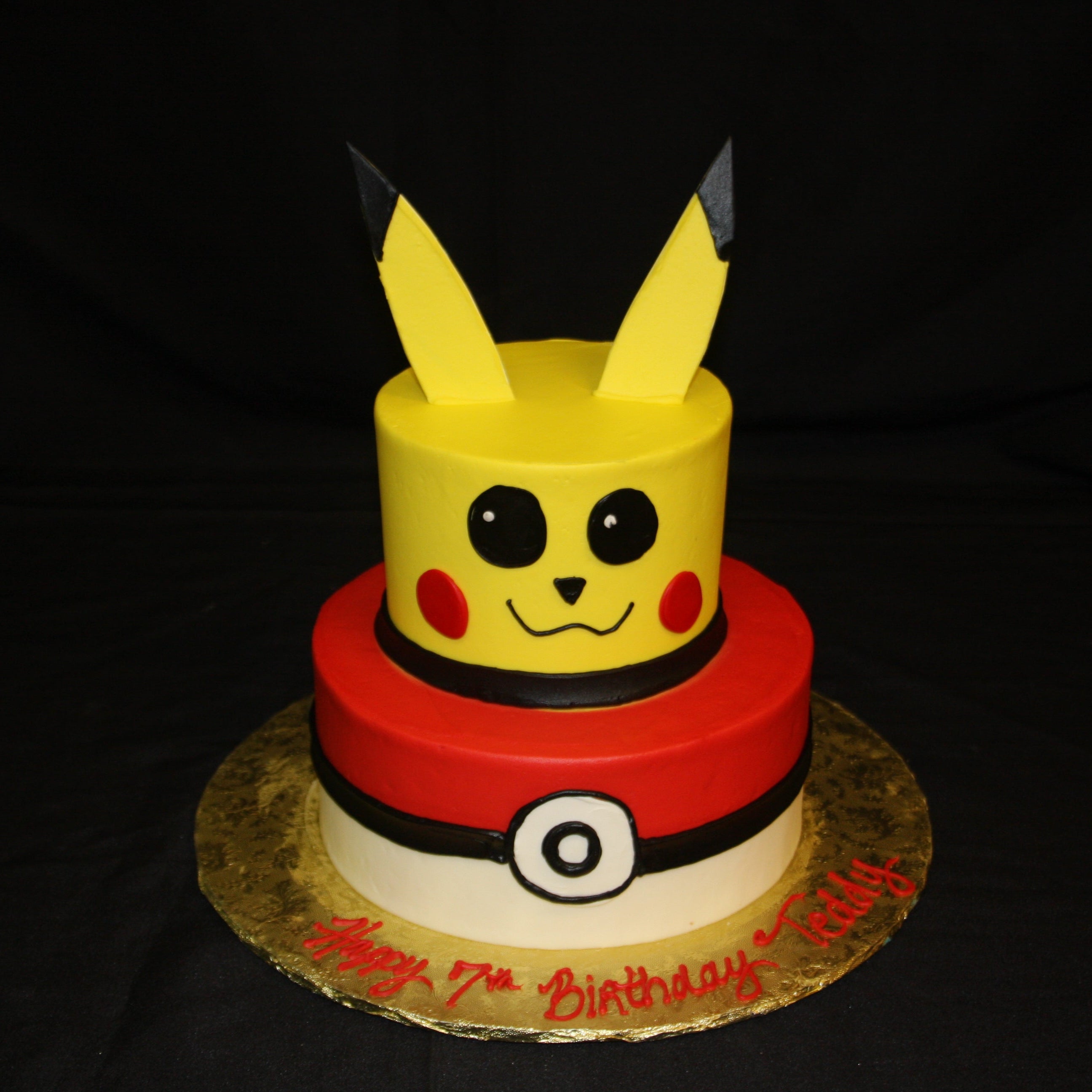 Pokemon Two Tier – Clay's Bakery