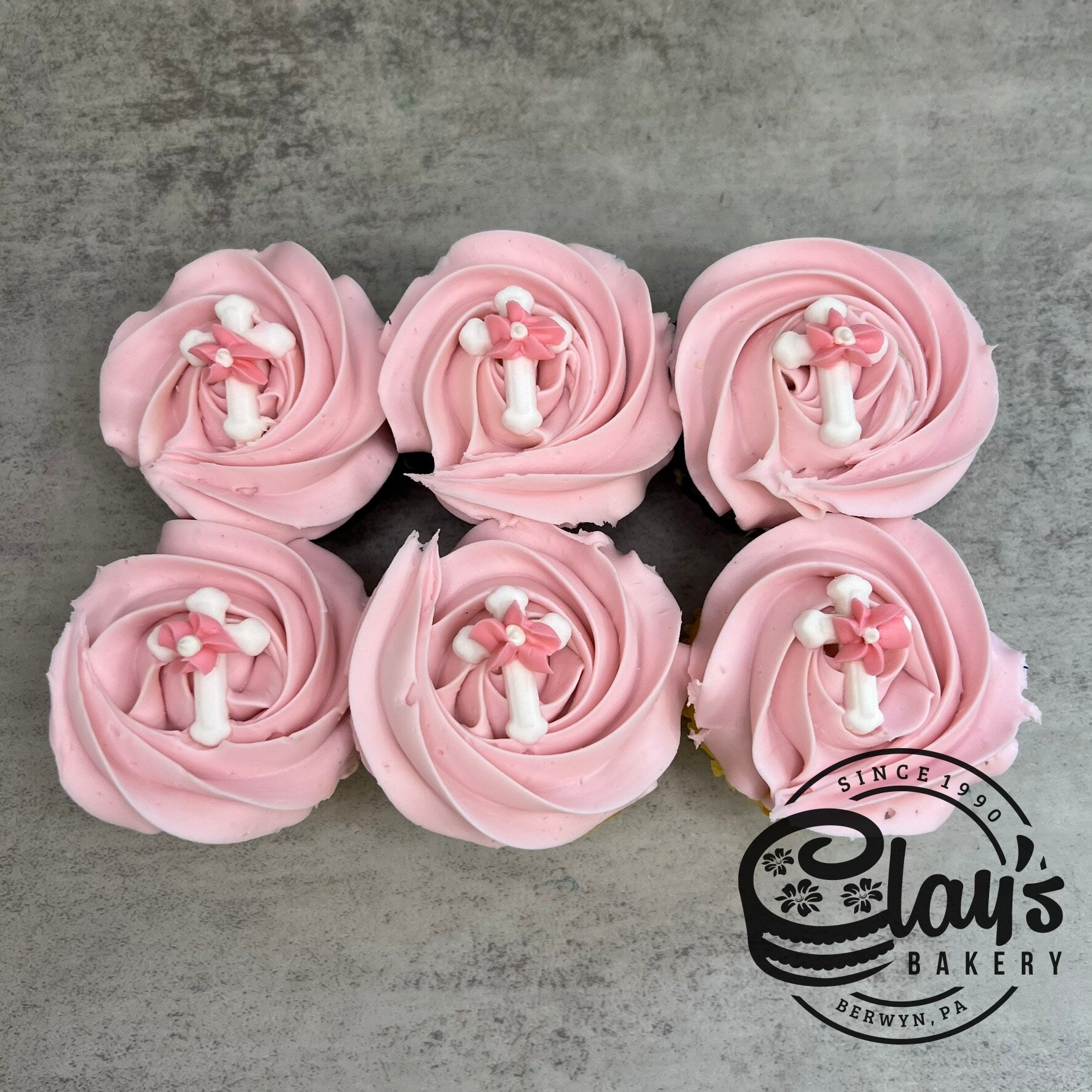 Sugar Cross with Flower Cupcakes – Clay's Bakery