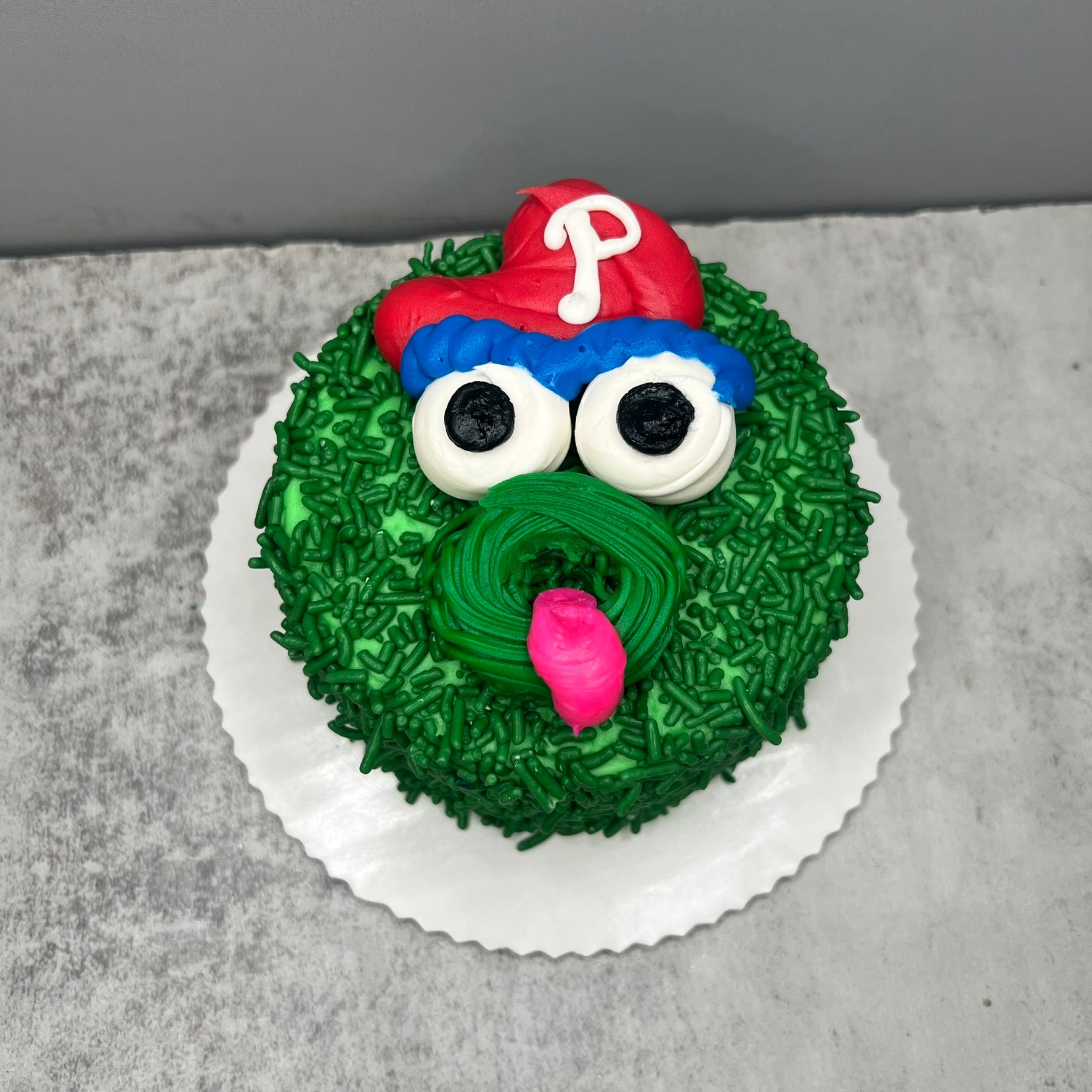 4" Lunchbox Bento Cake (Philly Phanatic) – Clay's Bakery