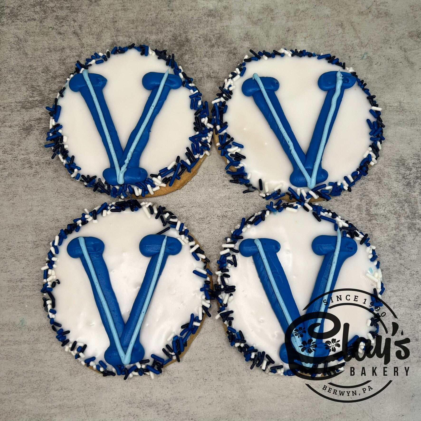 Villanova V Cookies – Clay's Bakery