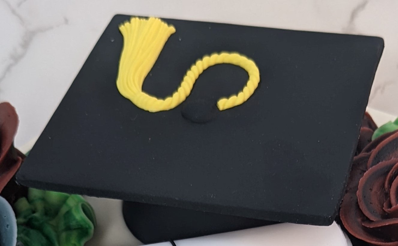 Gum Paste Grad Cap - Black – Clay's Bakery