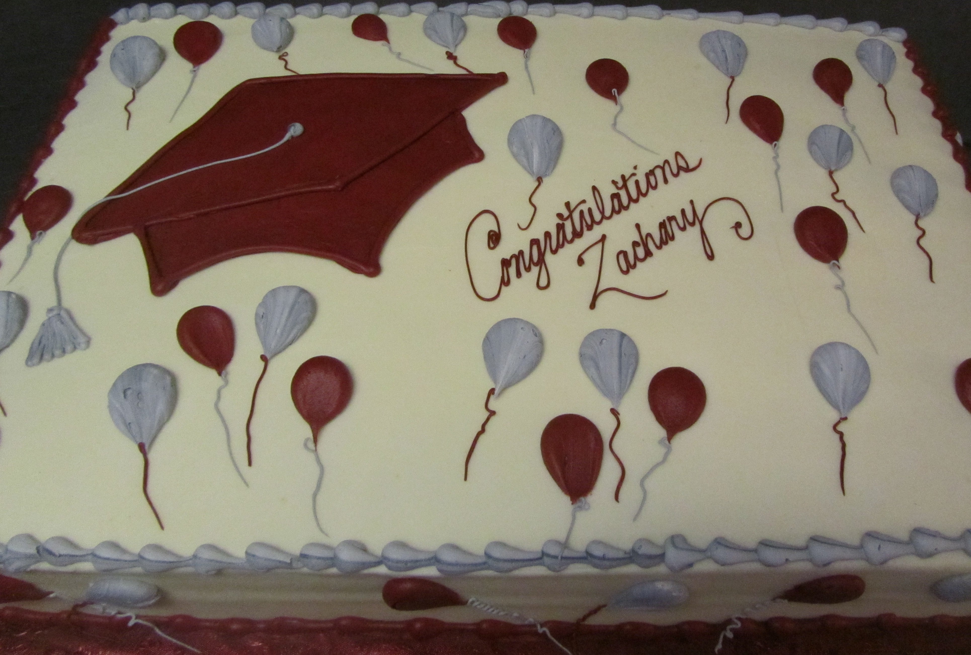 Buttercream Graduation Cap and Balloons – Clay's Bakery